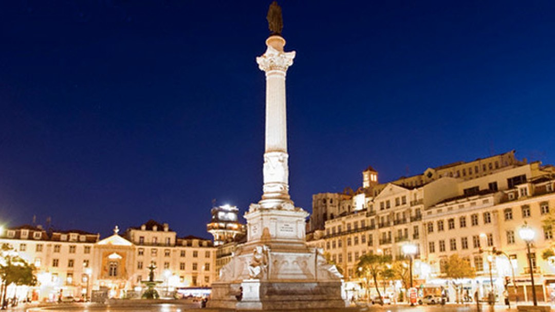 Standard & Poor's apuntó directo al corazón de la crisis europea