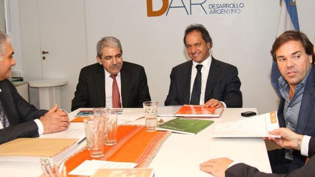 Daniel Scioli Analizó Temas De La Campaña Bonaerense Con Aníbal Fernández