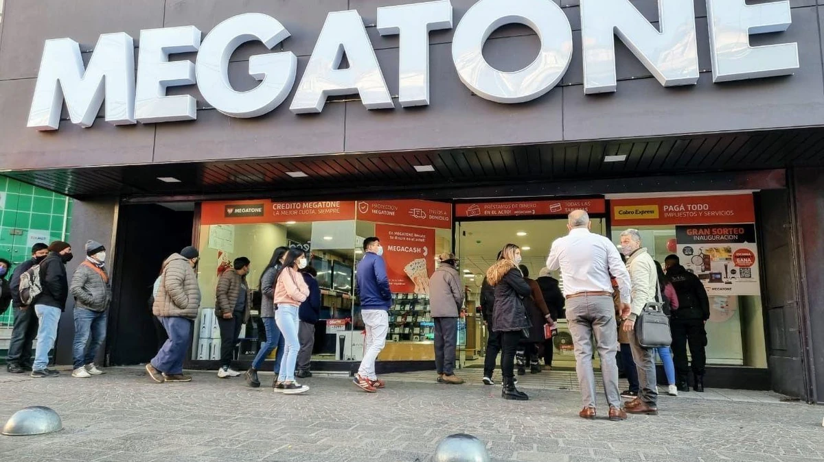 Megatone busca empleados y no hace falta estar graduado en una carrera