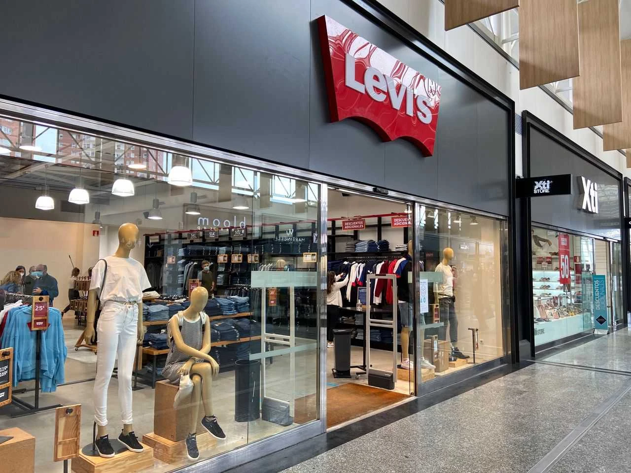 Cómo comprar jeans muy baratos en el outlet de Levi’s