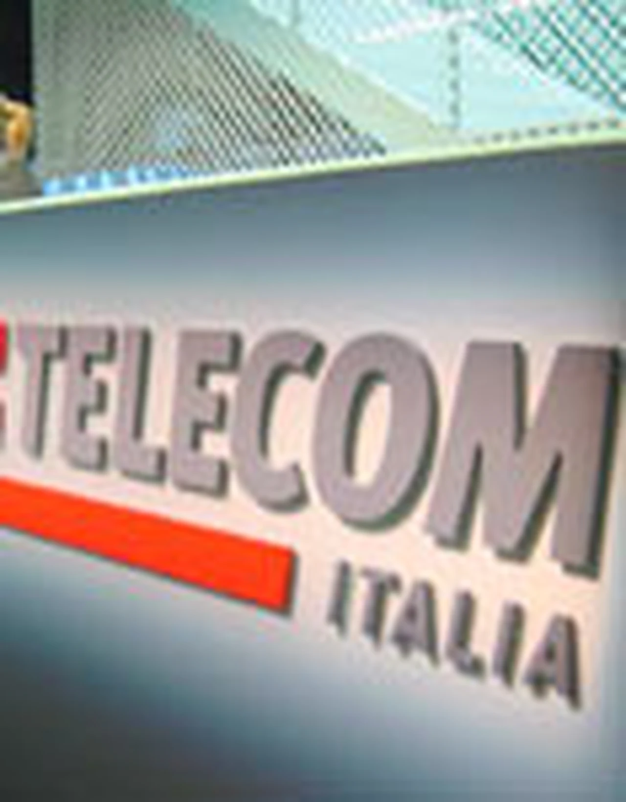 Slim dialoga con bancos por la compra de Telecom Italia