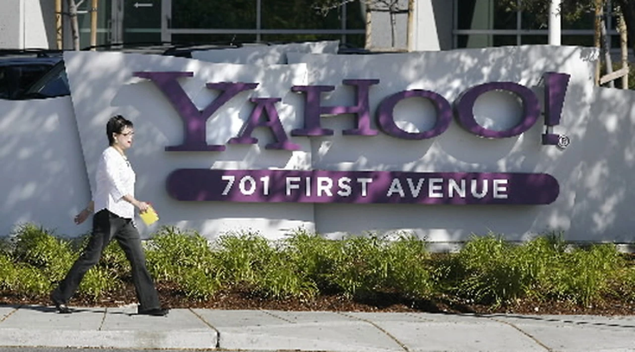 Yahoo y AOL analizan una fusión