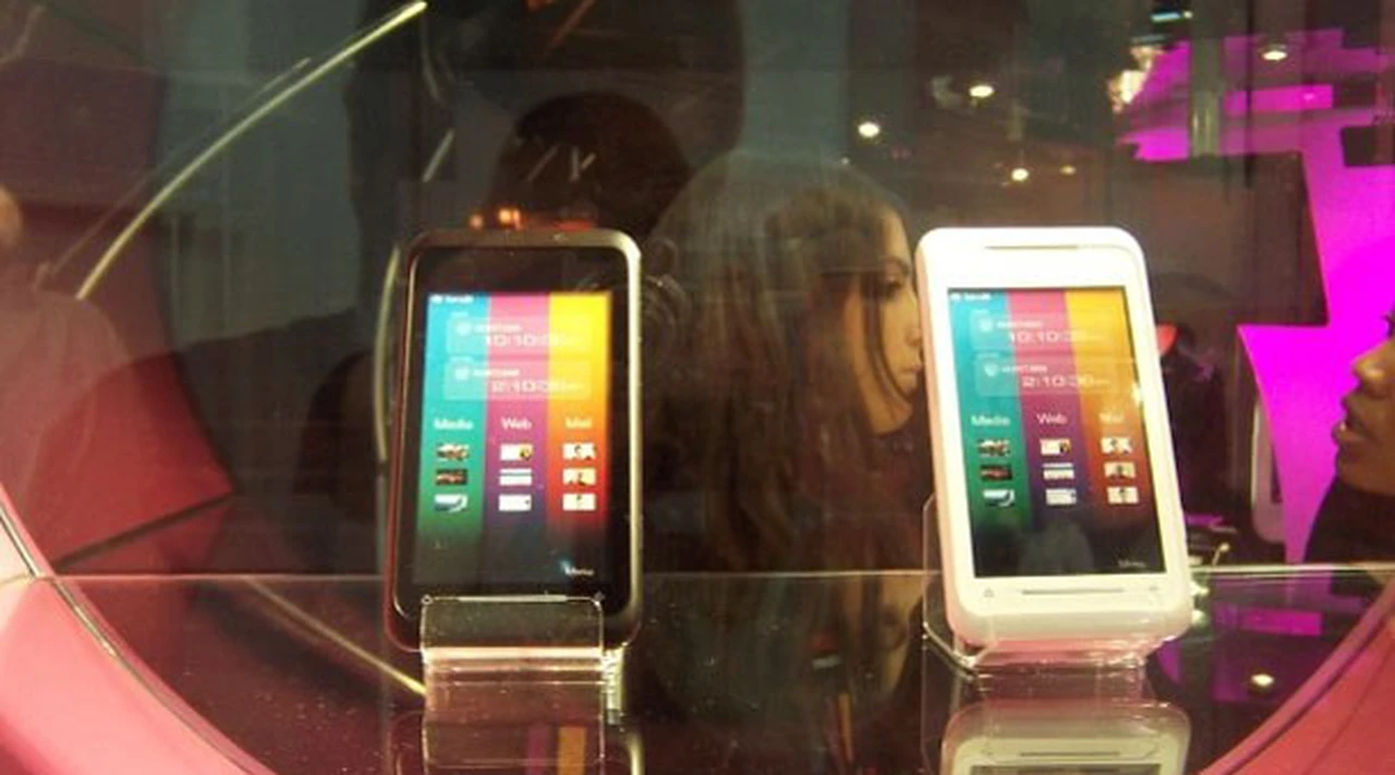 Nace un gigante telefónico con la fusión móvil de Fujitsu y Toshiba