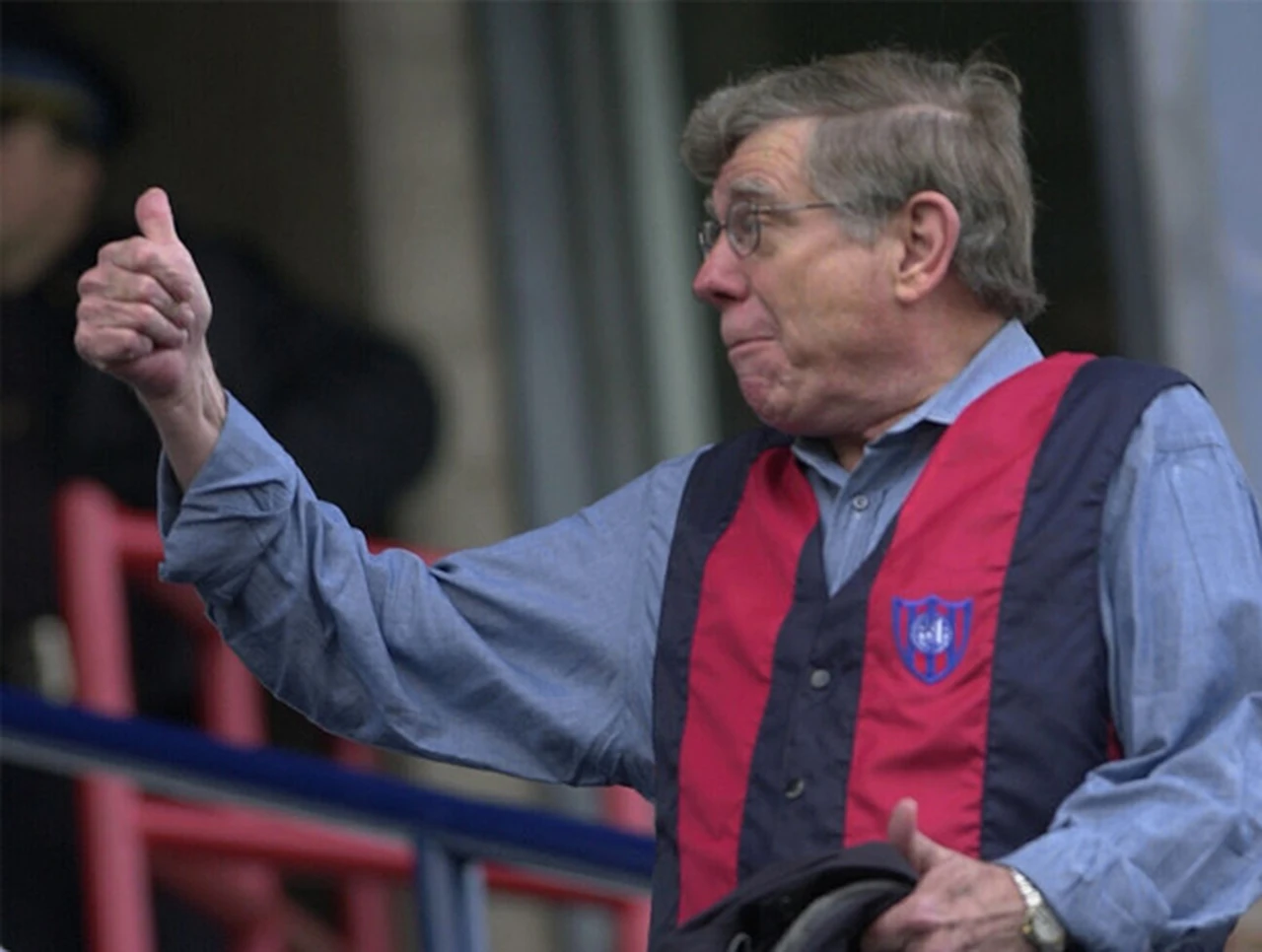 Murió el ex embajador estadounidense en Argentina James Cheek