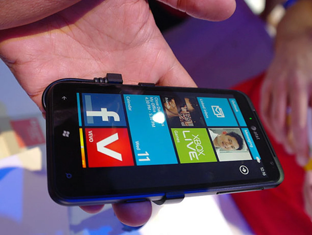 Microsoft exige Windows Phone 7.5 para descargar aplicaciones de su tienda