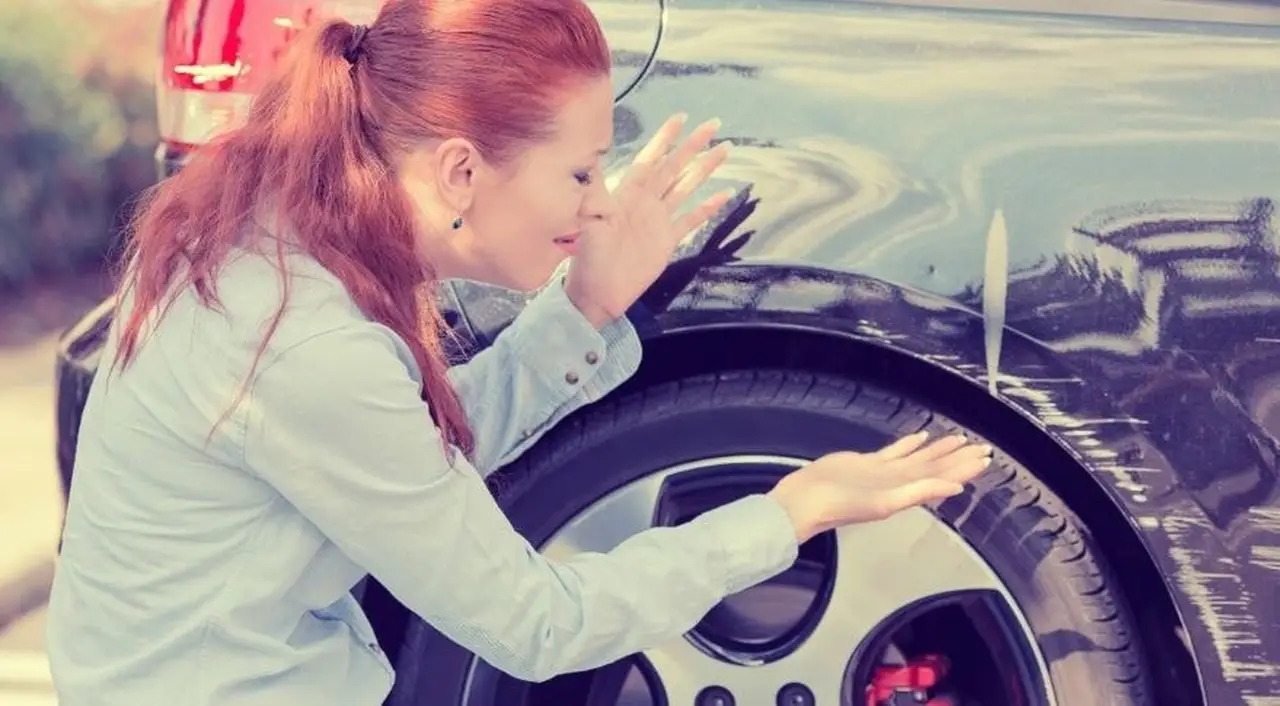 Rayones en autos: cómo determinar el daño y cómo solucionarlos