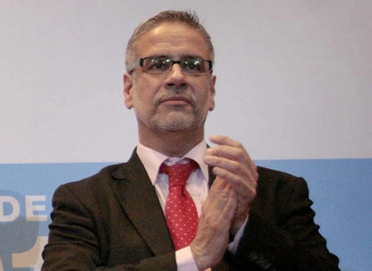 Feletti: "El de Macri es un gobierno de promesas simpáticas que nunca ...