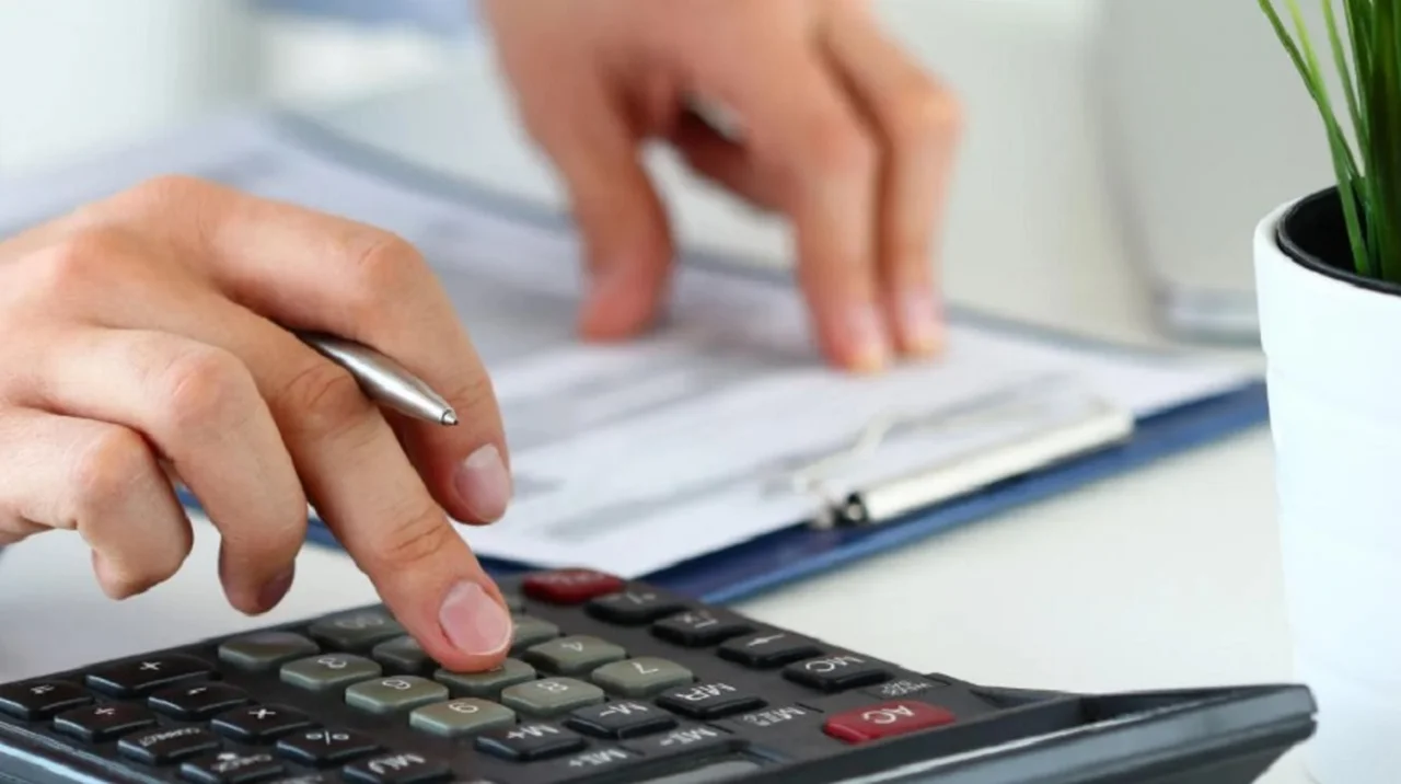 Impuesto al cheque: cuánto es, quién lo paga y cómo se calcula