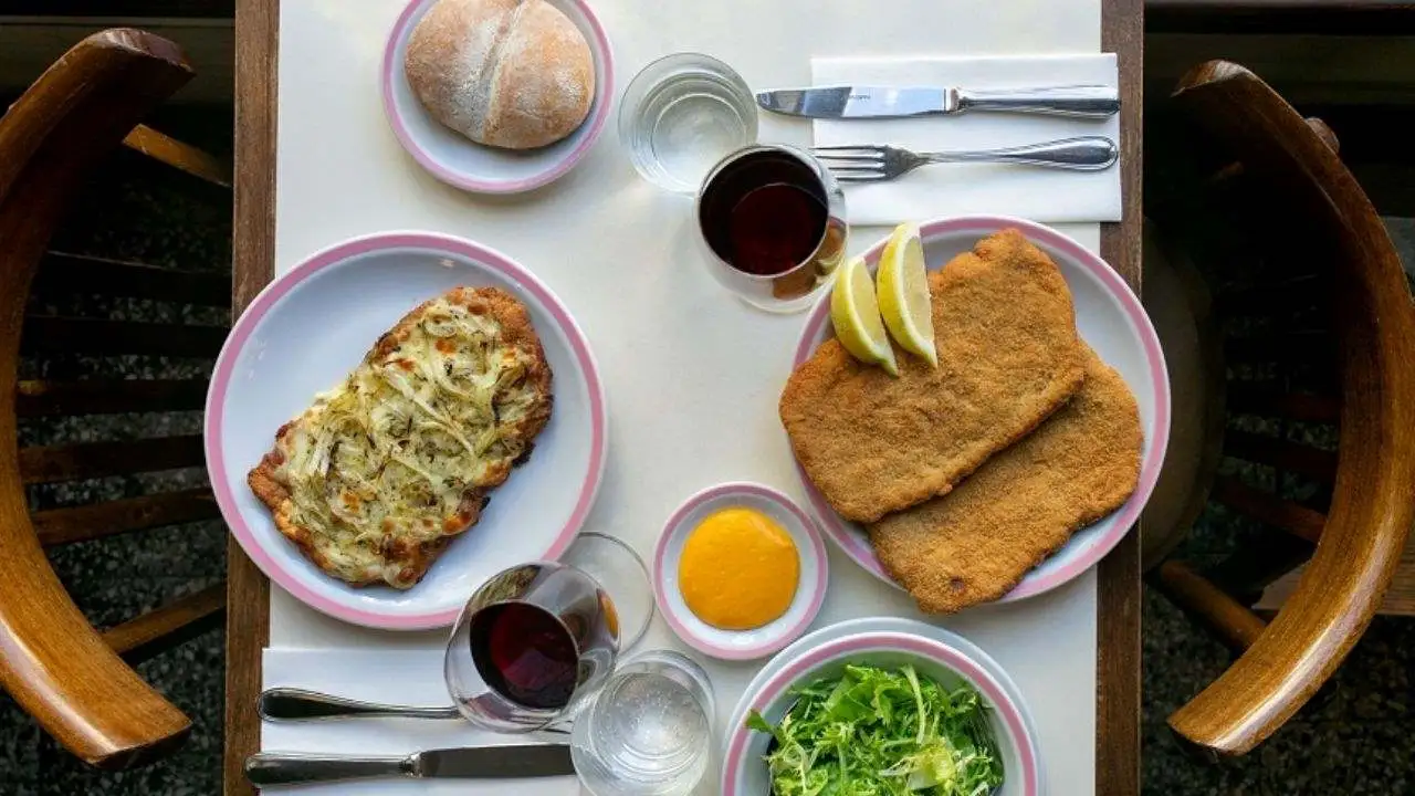 Cuánto sale comer en El Preferido de Palermo, el bodegón del dueño de ...