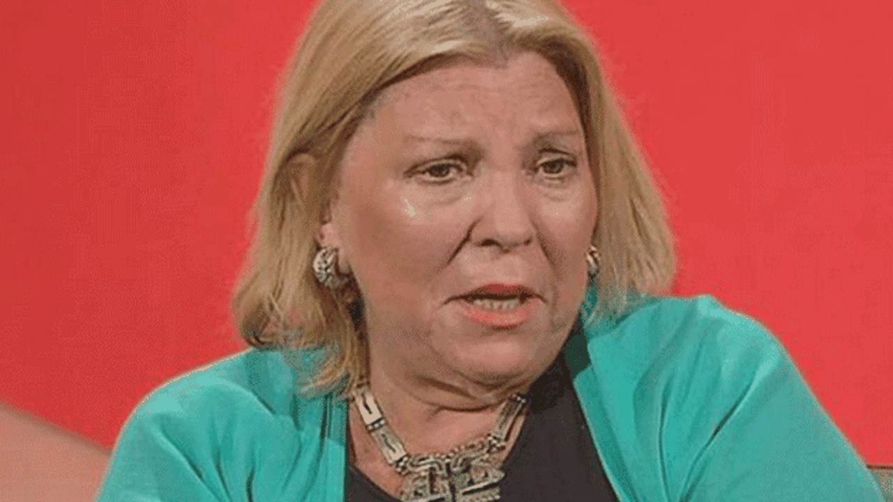 Carrió: "La Presidenta está ida, me hace acordar a Isabelita, pero ella ...