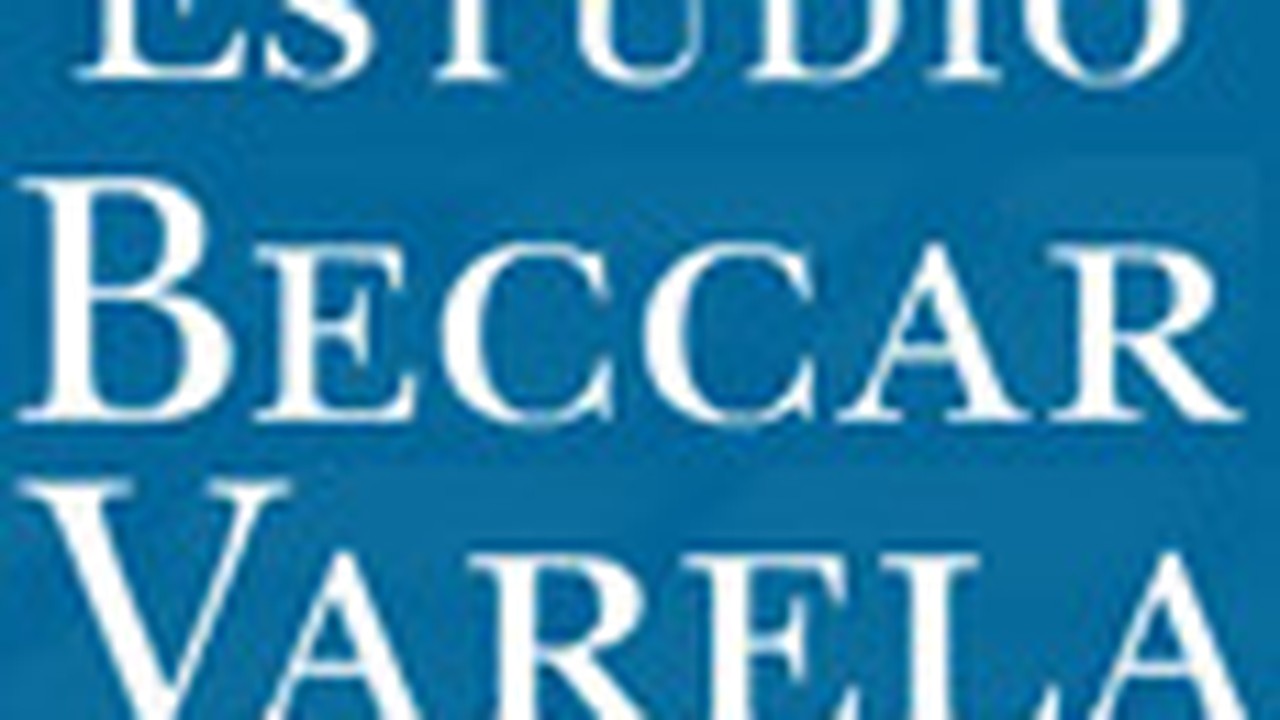 Beccar Varela promueve a socios a tres de sus abogados