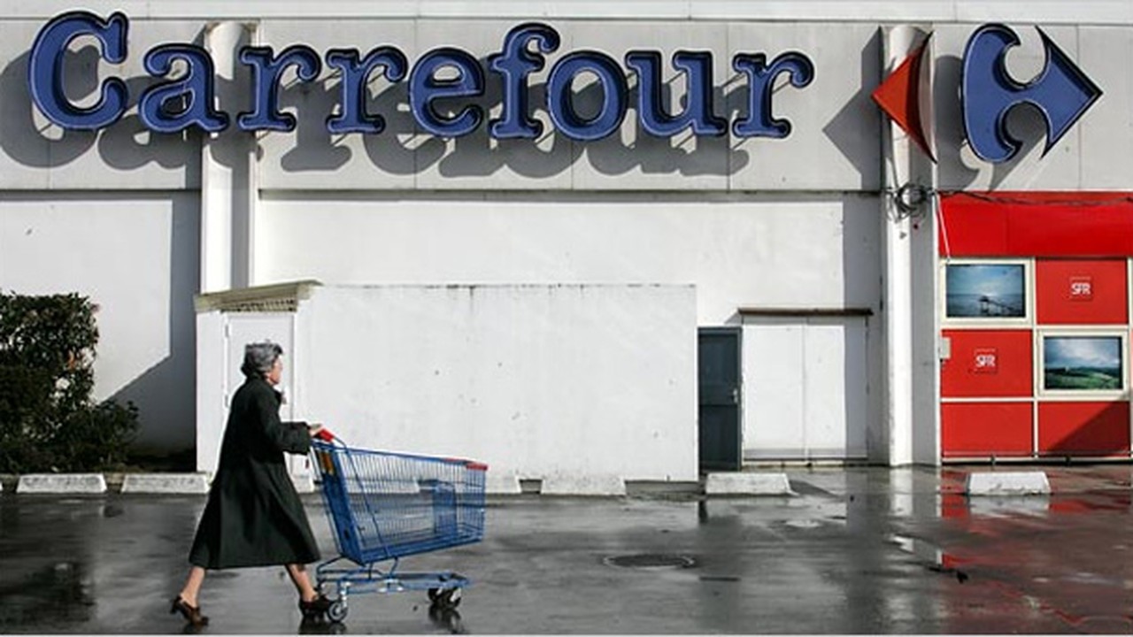 Carrefour podrí­a vender sus operaciones en mercados emergentes