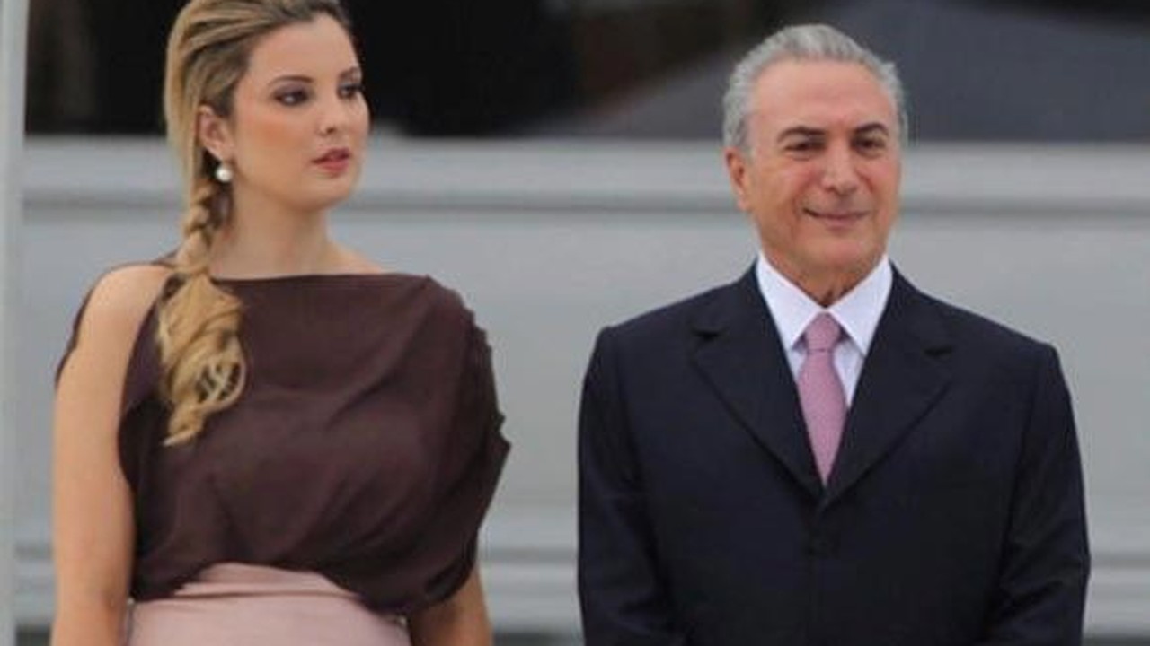 Marcela, la modelo que acaparó todas las miradas en la asunción de Dilma