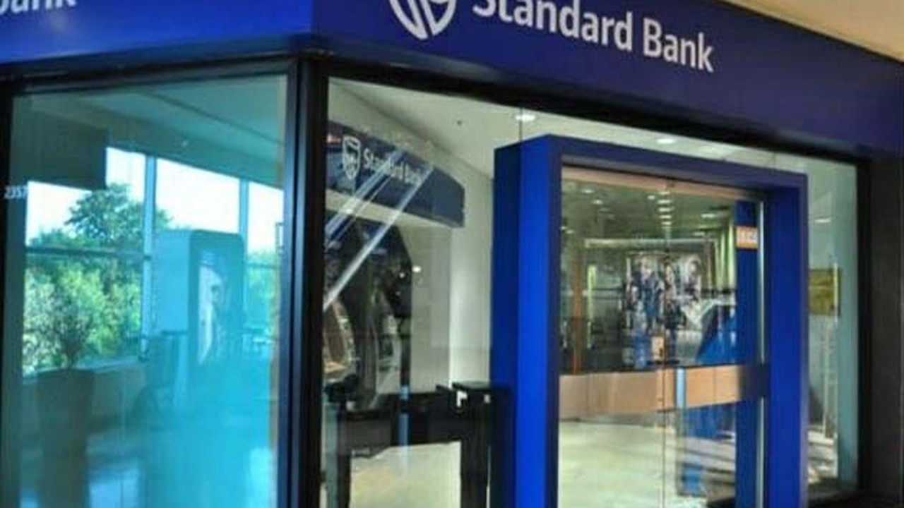 Los dueños del Standard Bank se impacientan por el manejo de los ...
