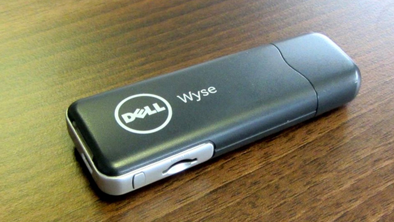 Dell lanza una computadora que entra en una memoria USB