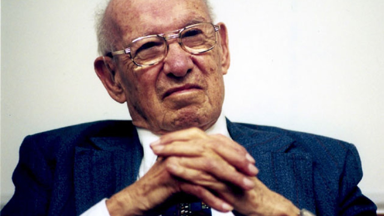 Peter Drucker: el hombre que pensaba en cí­rculos e hizo historia en el ...
