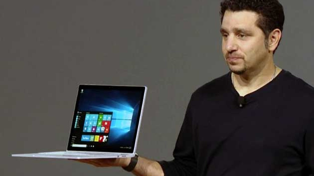 Microsoft sorprende con sus primeras computadoras portátiles Surface Book