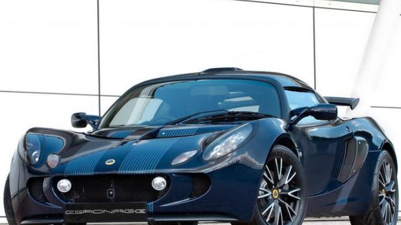 Lotus inauguró su primer showroom en la Argentina