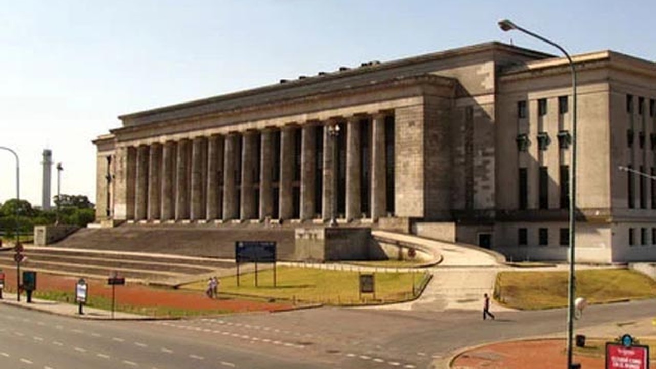 Por primera vez, la UBA está entre las diez mejores universidades de ...