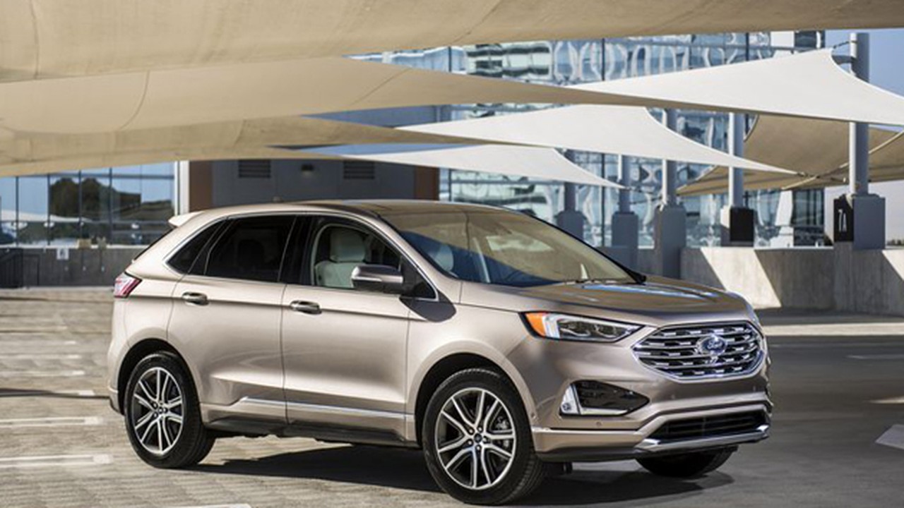 La Edge Titanium Elite de 2019 busca ser la crossover de lujo Ford