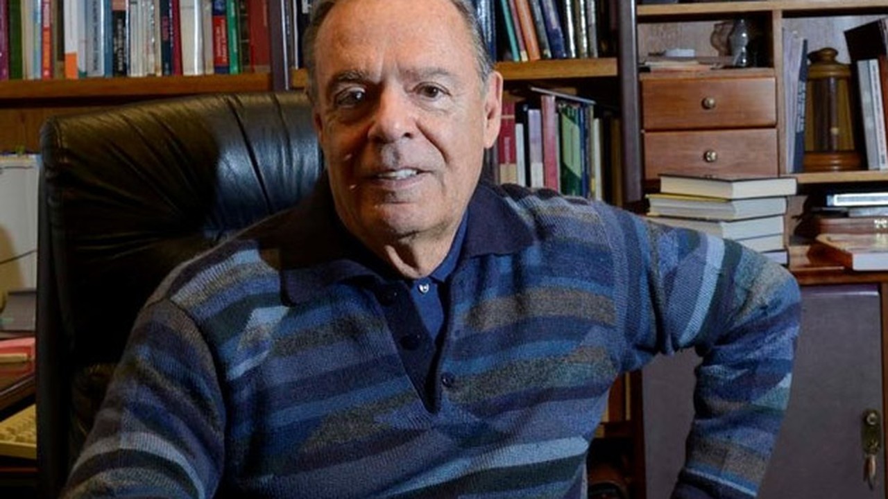 Roque Fernández: "Si Macri cumple el acuerdo del FMI, dará vuelta la economí­a y ganará las ...