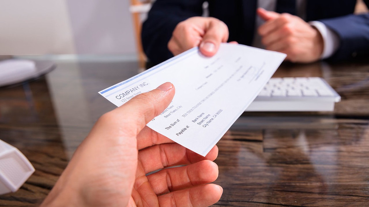 Evitar estafas con cheques rebotados: cómo hacerlo