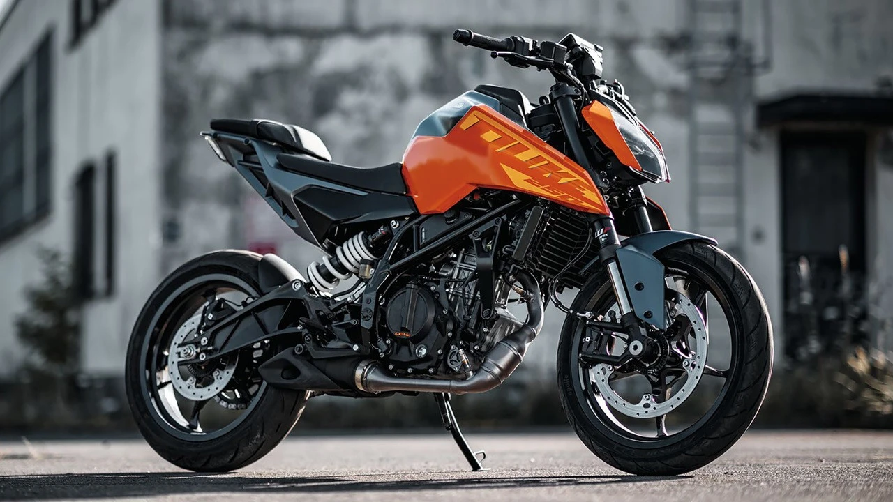 Así es la renovad moto naked KTM 250 Duke G3: precio y características
