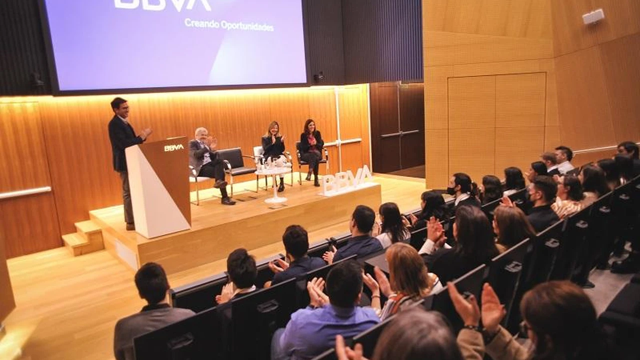 BBVA incorpora nuevos profesionales del programa Codo a Codo 4.0