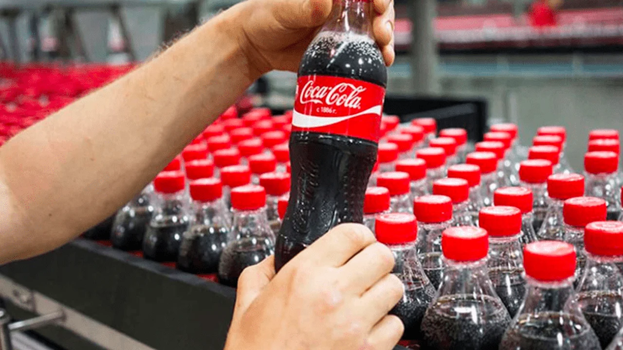 Coca-Cola buscará convertir el CO2 en azúcar y contribuir con el ...