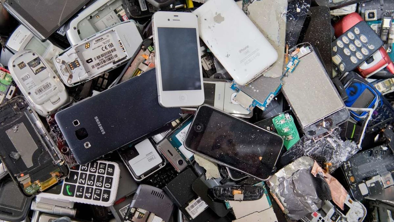 Qué es la obsolescencia programada y cómo impacta en el medioambiente