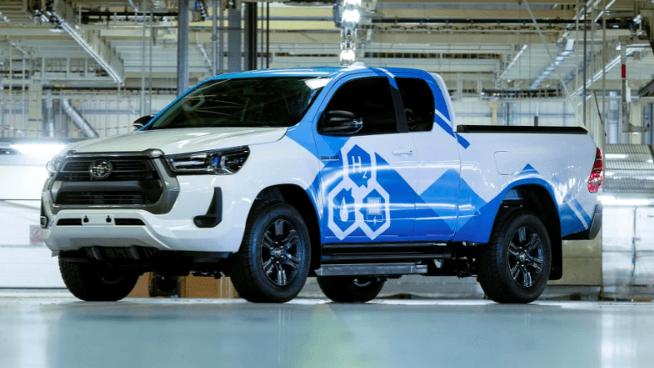 Toyota: primeras imágenes de la producción de Hilux a hidrógeno