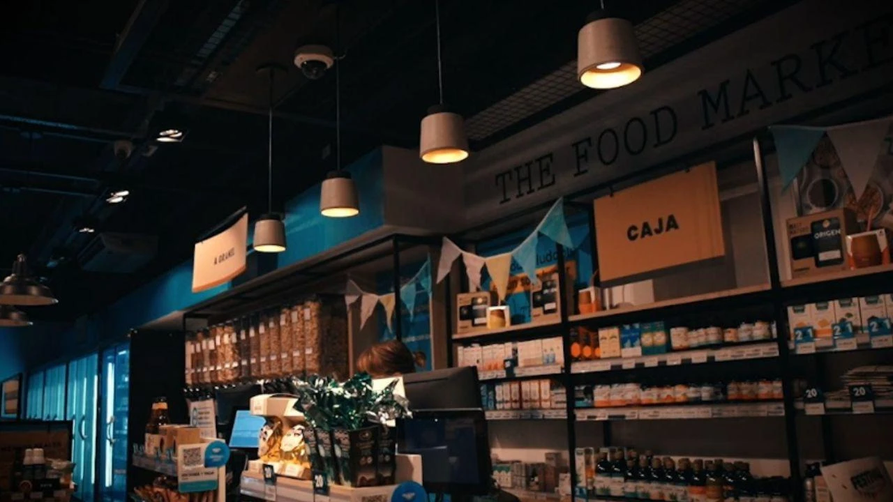 Farmacity se sumó a La Hora del Planeta con sus locales y centros ...