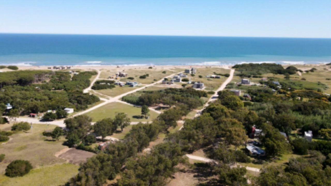 Arenas Verdes, la playa tranquila de Buenos Aires