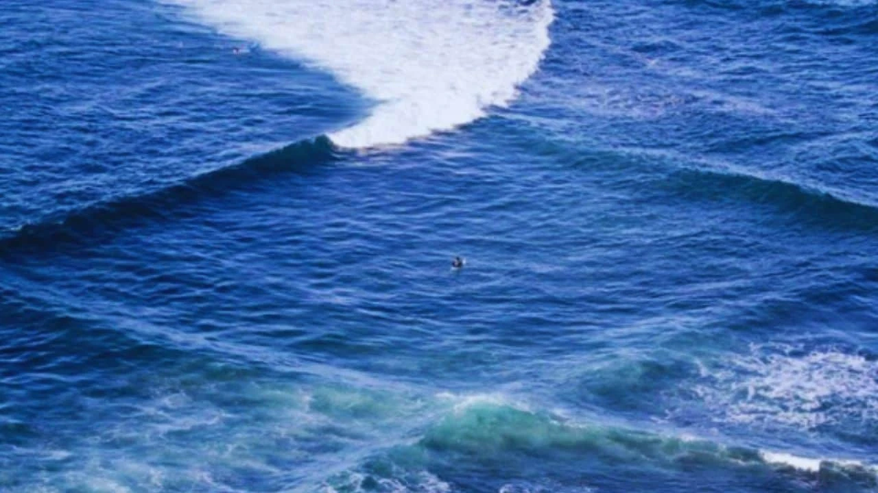 Olas cuadradas: el fenómeno poco común que ocurre en el mar