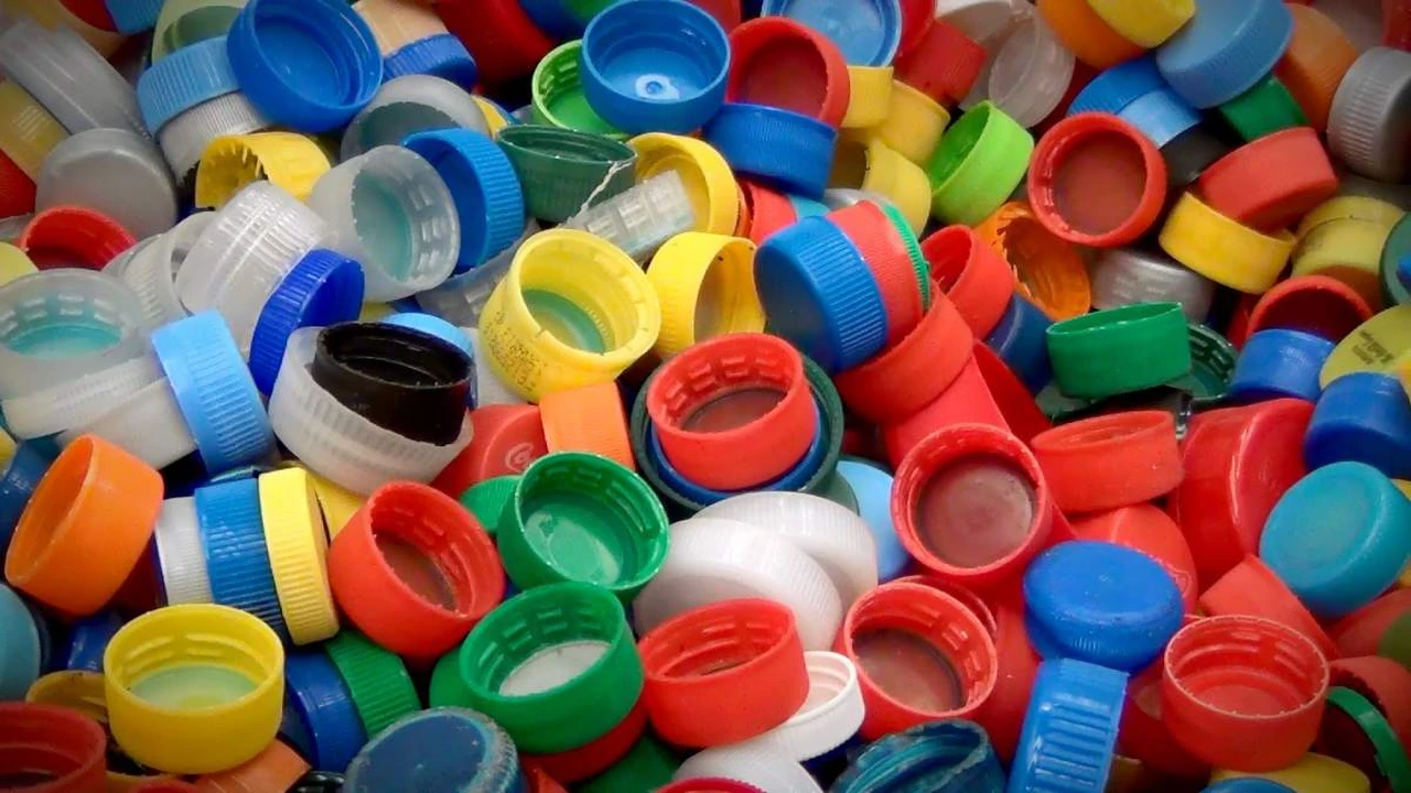 Dónde donar tapitas de botellas en Argentina y qué hacen con ellas