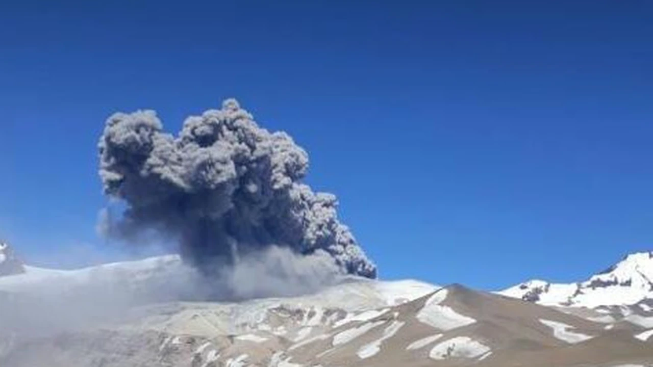 Aumenta la alerta en Mendoza por el volcán Peteroa