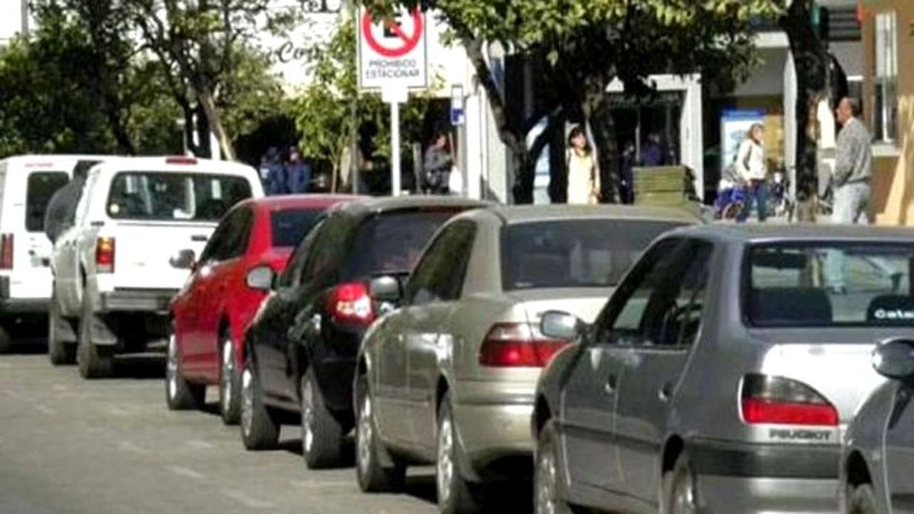 Qué se puede hacer ante un auto mal estacionado