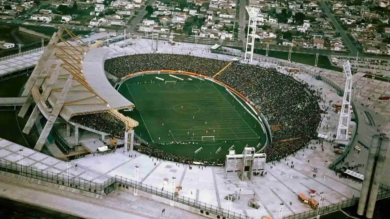 Polémica con el mítico estadio que controlan brasileños: allanamientos ...