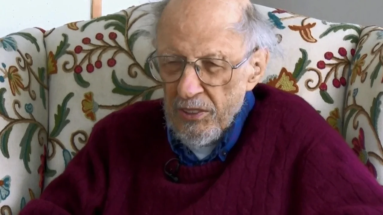 Murió Fernando Corbató, el padre de la contraseña