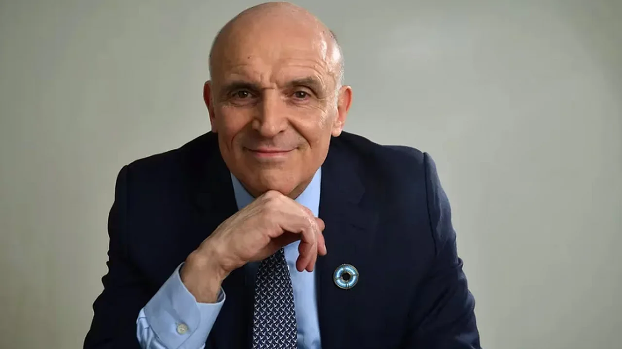 Espert salió a la cancha: cómo se convirtió en el nuevo hombre fuerte ...