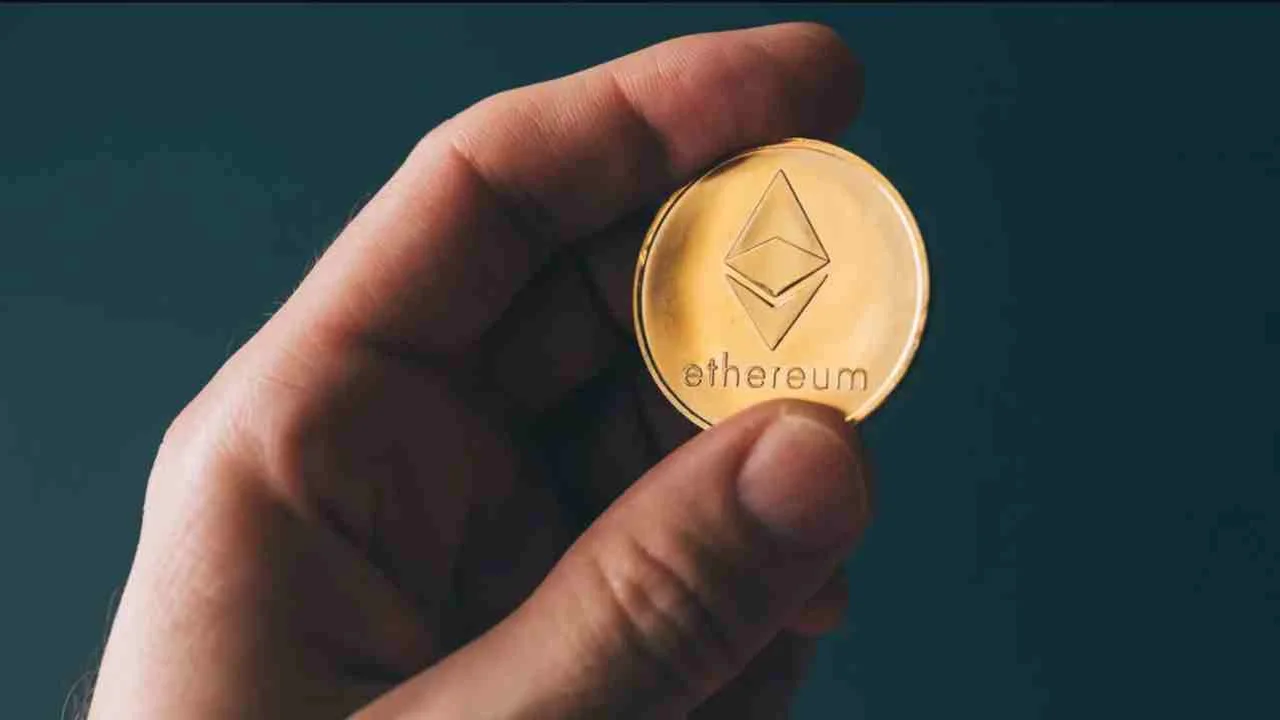 Se lanzó el primer ETF de Ethereum con staking: cómo funciona
