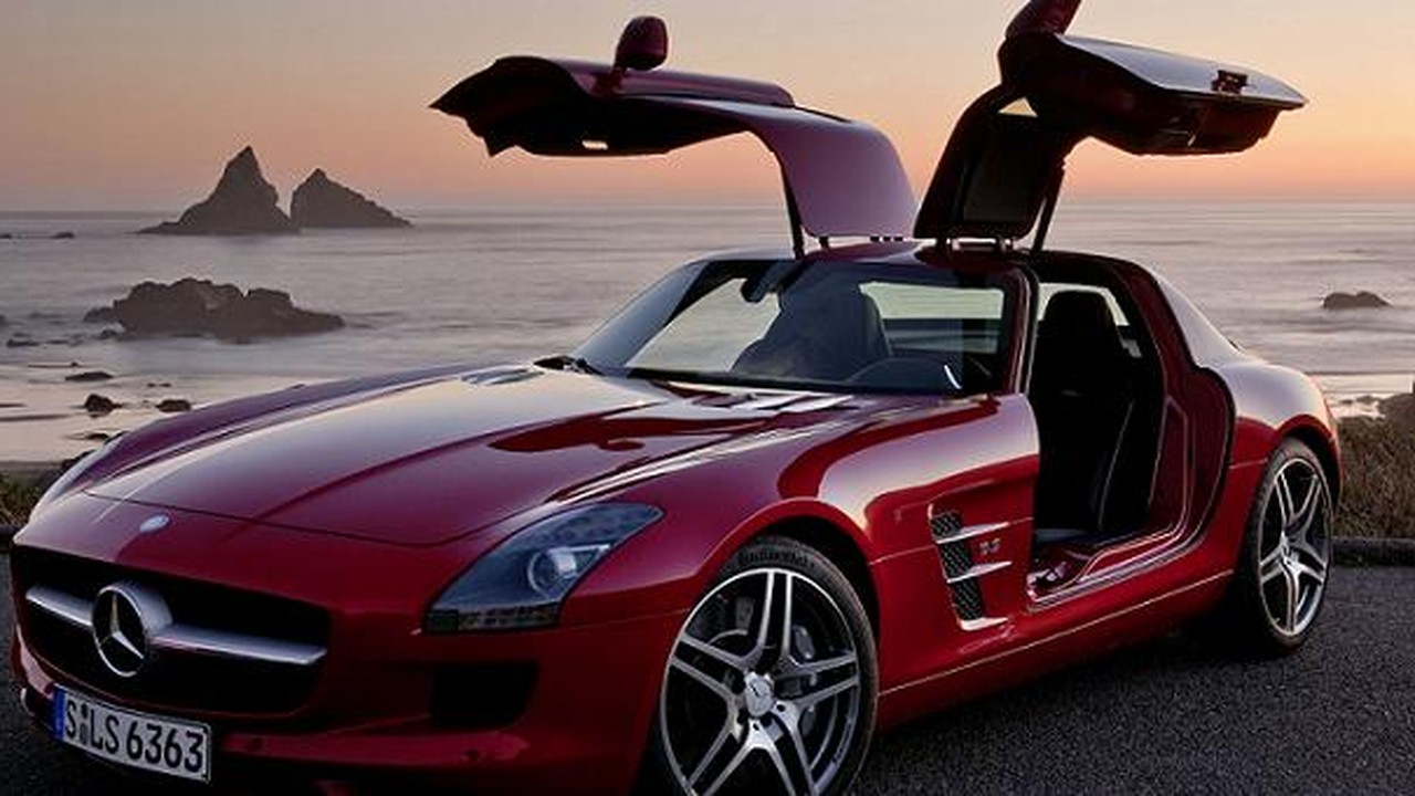 El último modelo de Mercedes Benz cuesta desde u$s330.000 y hay lista ...
