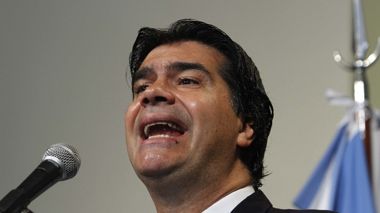 Capitanich: Cristina expone "información objetiva, fehaciente y veraz"