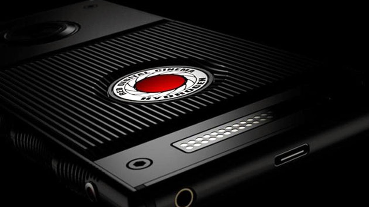 Anuncian un teléfono móvil con una pantalla que mostrará hologramas