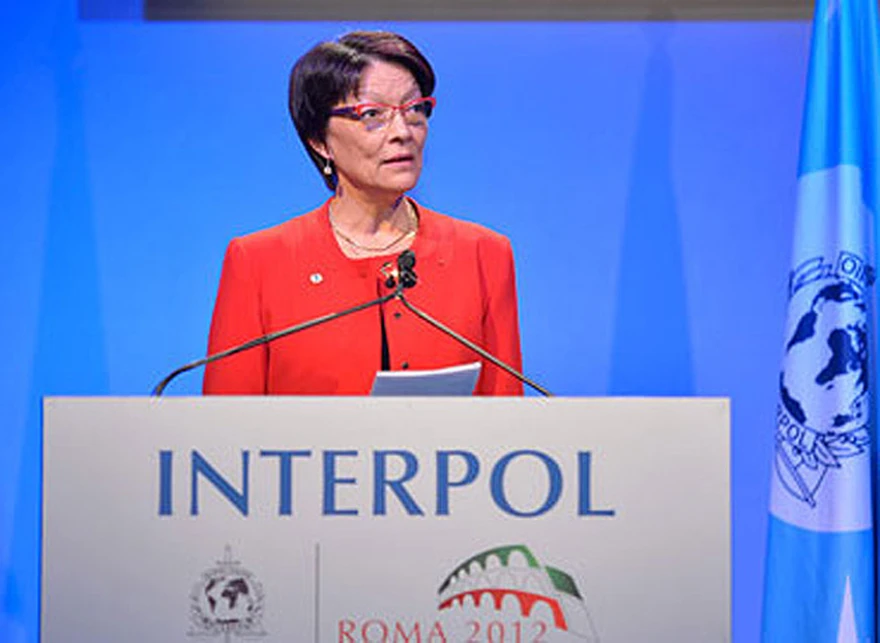 Por primera vez eligen a una mujer al frente de Interpol