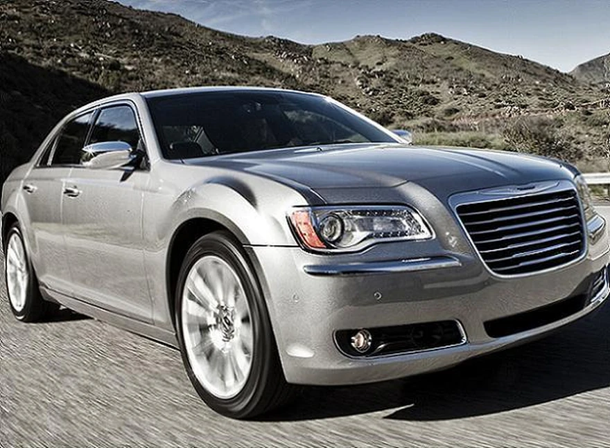 La renovación del Chrysler 300 se verá en el Salón de Buenos Aires