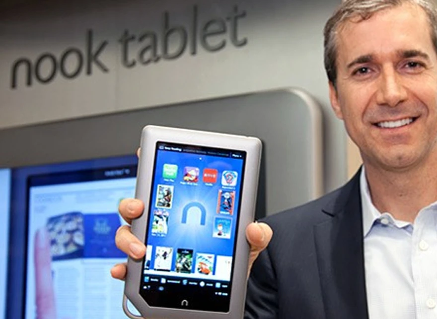 La librerí­a Barnes & Noble deja de fabricar tabletas en color