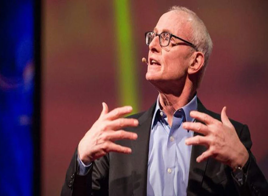 Michael Porter se posiciona como el pensador más influyente del mundo