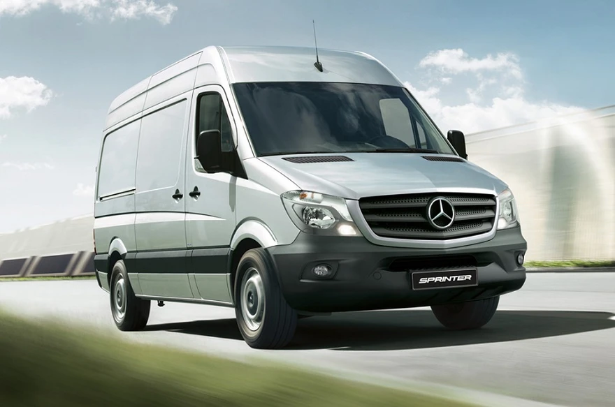 Mercedes Benz presenta el restyling de la Sprinter