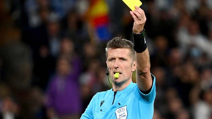 Quién es Daniele Orsato, el árbitro que dirigirá Argentina-México